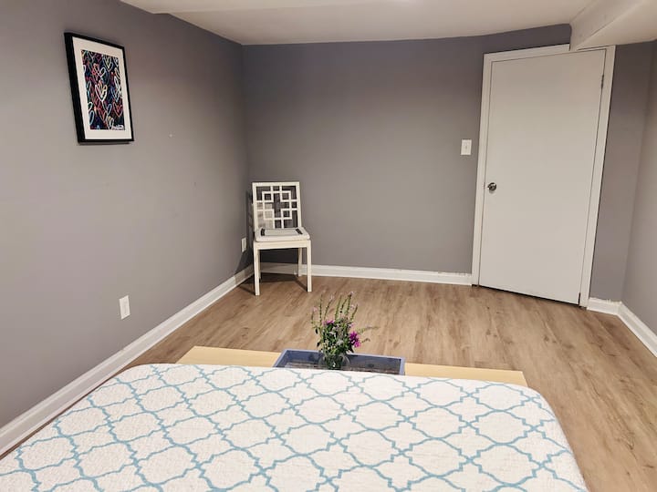 Entire Basement Apartment - Garden City, NY
