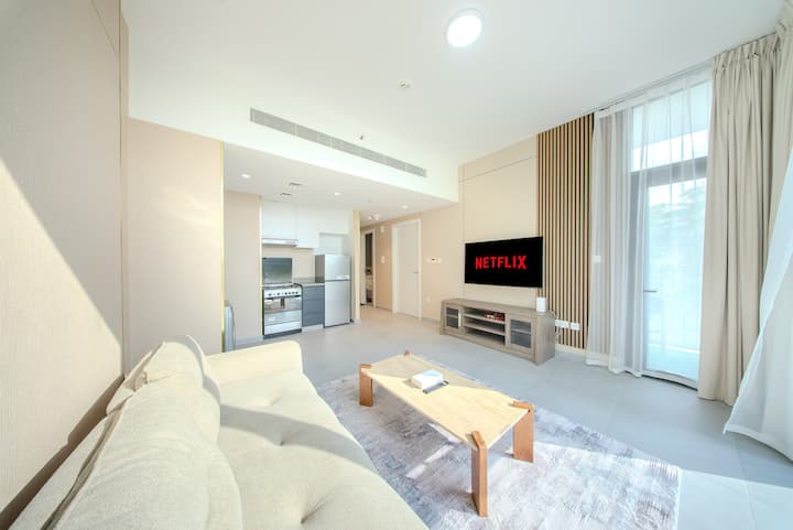 1bhk Aljada Green Views / 2 Washrooms /Balcony - Sharjah