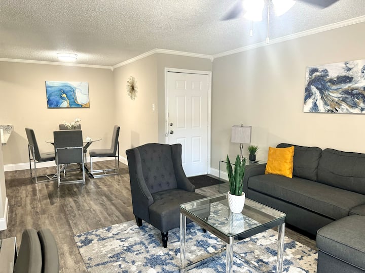 20% Off 1st Flr Fully Upgraded 1bd Dfw South I006 - Euless, TX