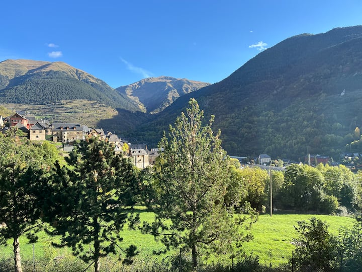Apartment With Gorgeous Views Of Vielha And Wifi - Vielha