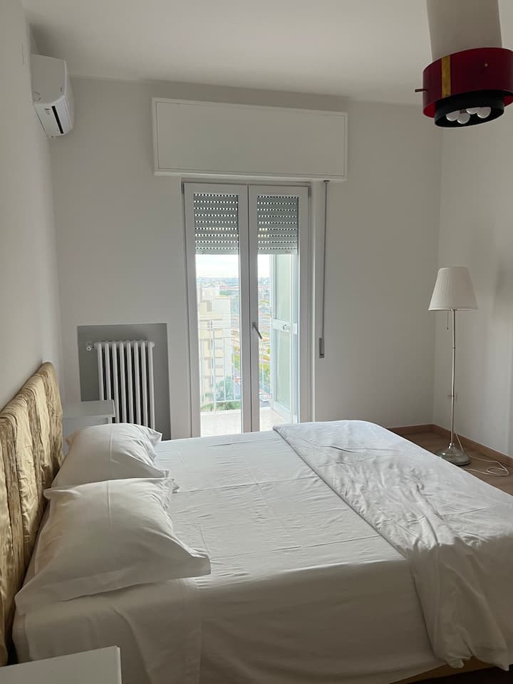 Albanese 15 Attico - Bari