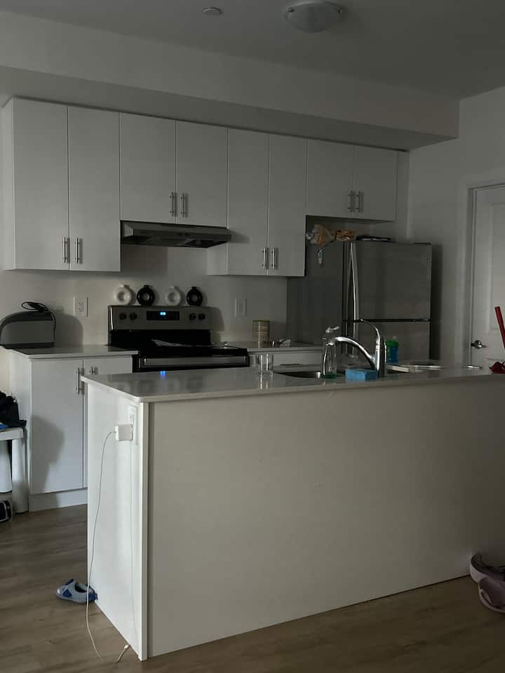 Your Cozy Retreat - Pickering
