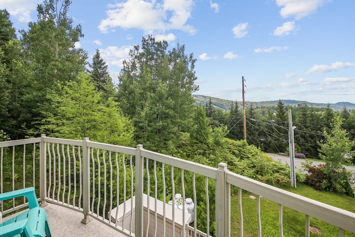 Cozy Mountain Retreat - Saint-Sauveur