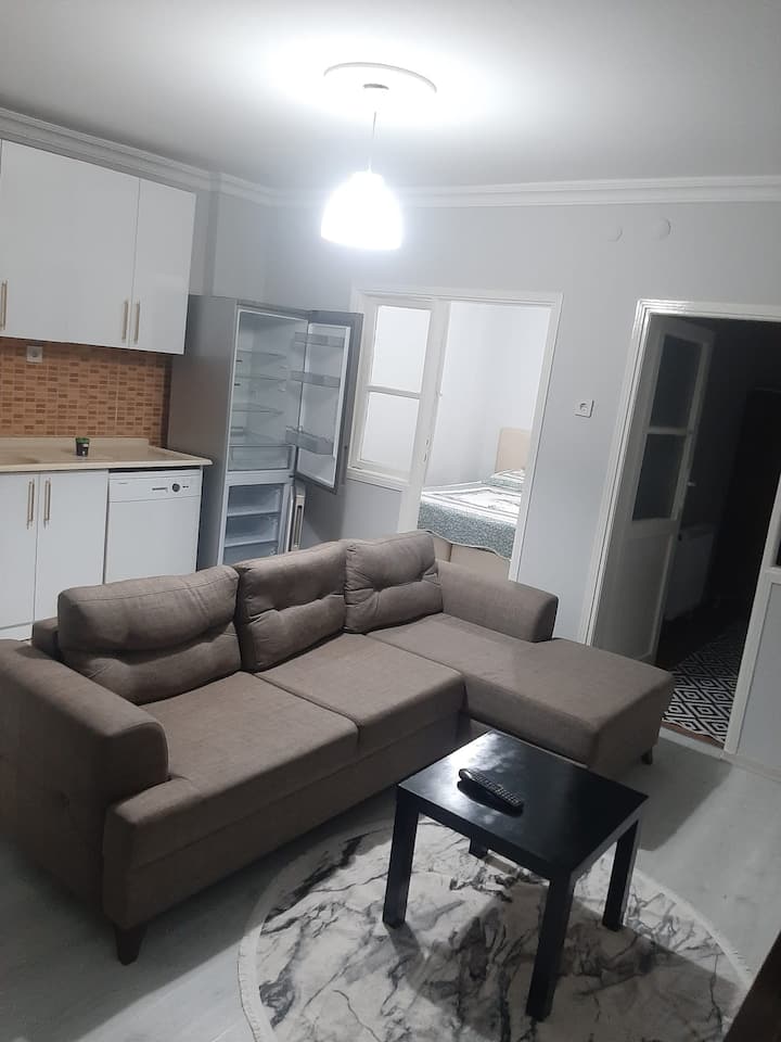 Aliya Nin 2+1 Salon Konaklayin - Menemen