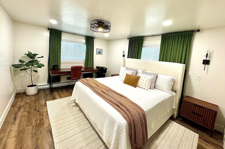 Elegant Downtown Condo - Vernal, UT