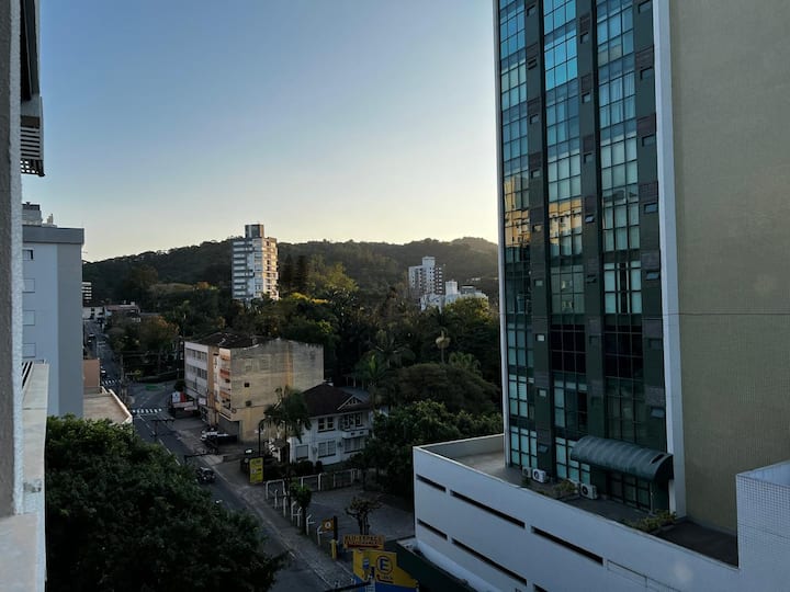 Apartamento No Centro (95 M2) - Blumenau