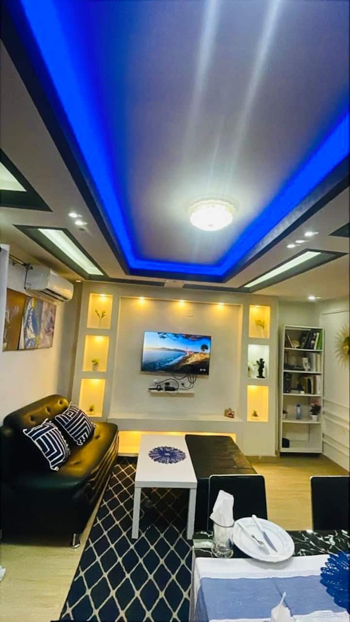 Maison En Bleu! Mont Ngafula Ref/arret Fulu - Kinshasa