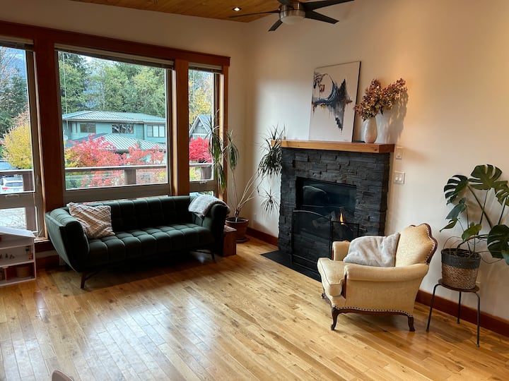 Adventurous Family Home - Squamish