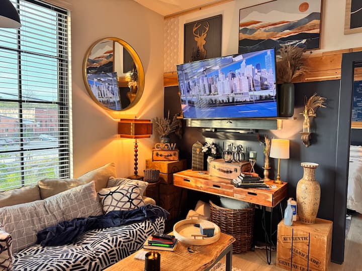 Classic City Getaway - Athens, GA