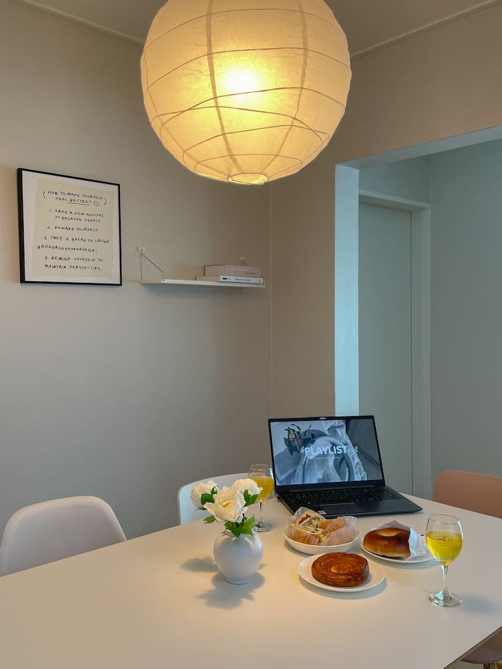 2-min Walk To Gwangalli | 1f Home + Luggage Drop - Busan