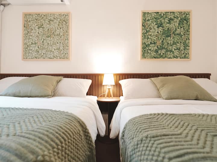 Quiet Seongsu Stay Near Seoul Forest, Here At Home - Seoul