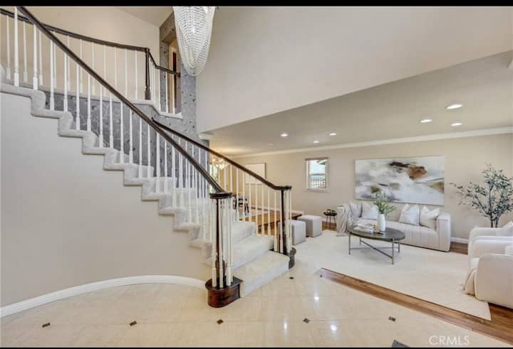 Luxury Design Beautiful View La Close To Disney - Diamond Bar, CA