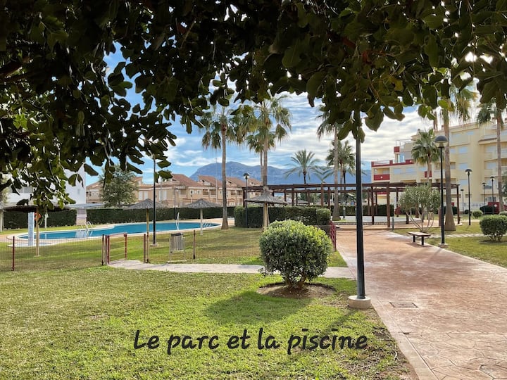 Logement Climatisé à 350m De La Plage,parking. - Dénia