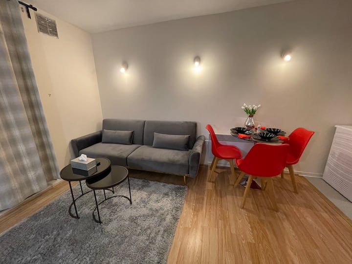 Misk Homes - Luxury Apartment Near City Airport! - Barking