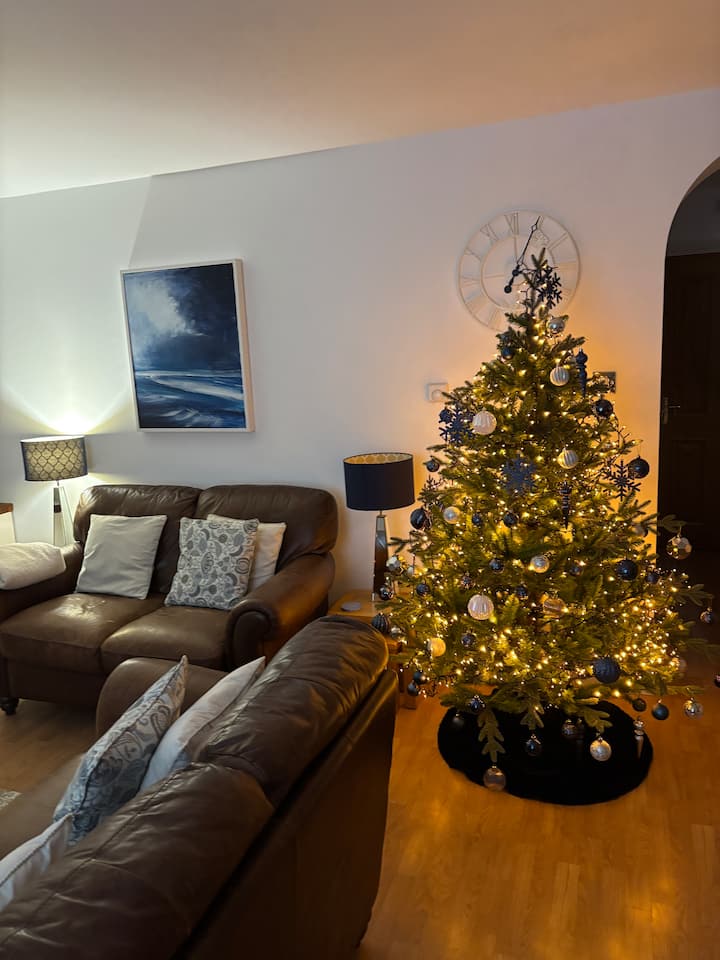 Ground Floor Flat, Dog Friendly & Cosy U/f Heating - Whitby