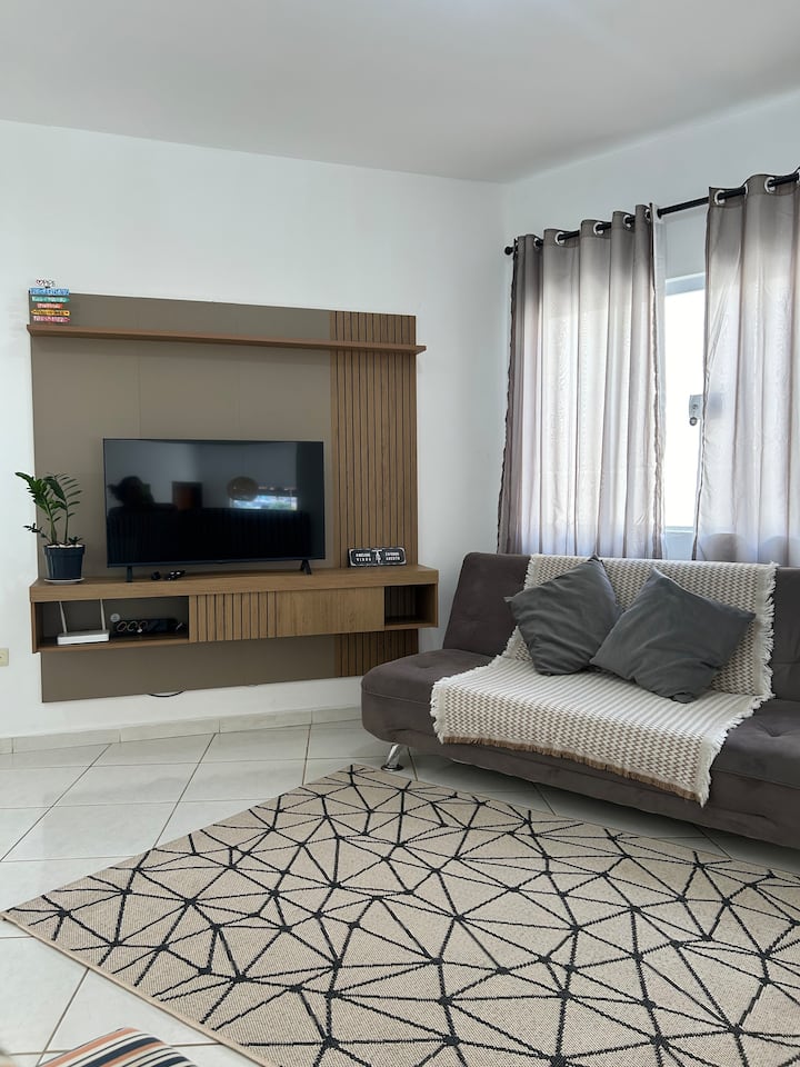 Casa Cabritos | 3 Quartos | Espaçosa | C/garagem - Extrema