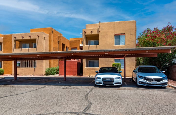 Charming Central Condo - Tucson, AZ