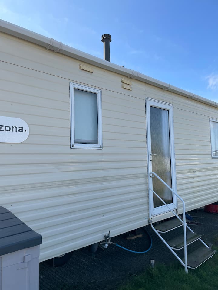 Lovely Caravan On Beach Site - Isle of Sheppey