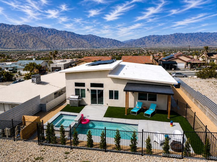 Desert Mirage House W Pool & Spa - Desert Hot Springs, CA
