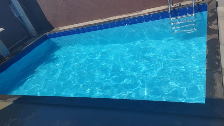 Casa De 2 Quartos Com Piscina - Dourados