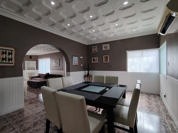 Spacious House San Bernardino Caracas - Caracas