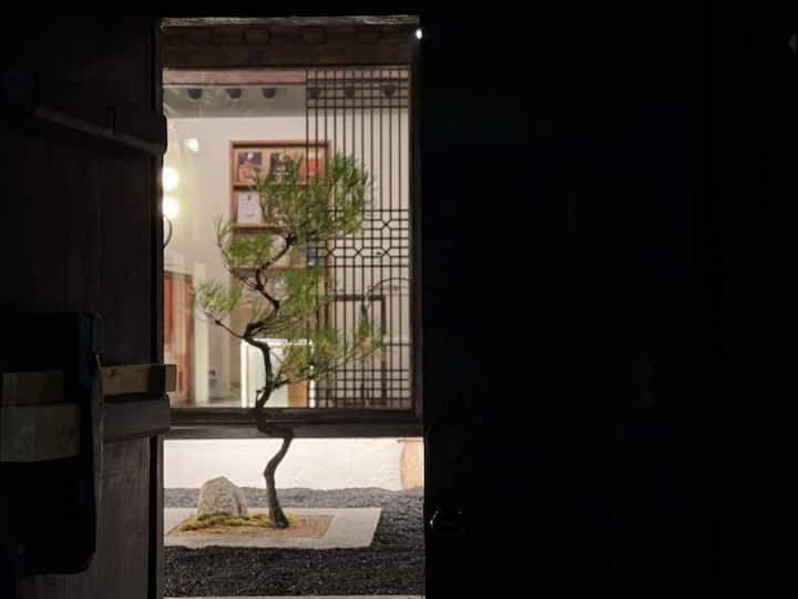 Luxury Black Hanok | Bukchon Main Street - South Korea