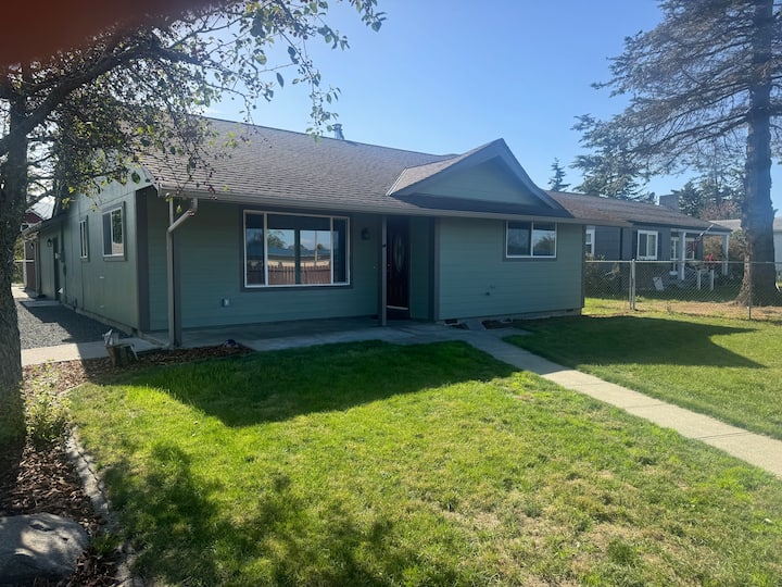 Fir Street Retreat - Sequim, WA