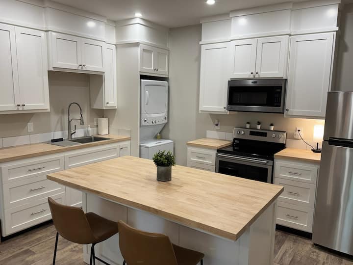 Brand New Near Hospital/downtown - Turlock, CA