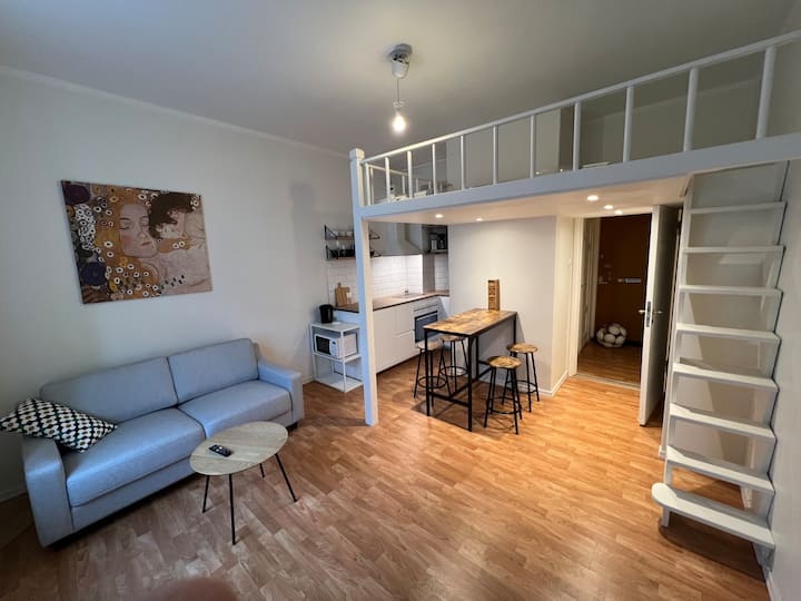 A Fully Renovated Spacious Studio Apartment. - Suomenlinna