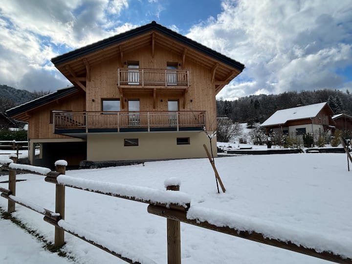 Chalet Neuf 5 Ch. 12 Pers. Avec Sauna Et Piscine - Morillon