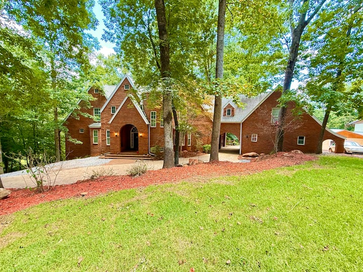 4br/4bth/2kitchens 3 Levels 12 Beds Sleeps 13 Uga - Athens, GA