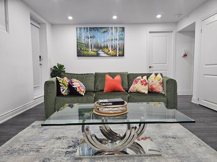 Cozy Spacious 2 Bedrooms - Oakville