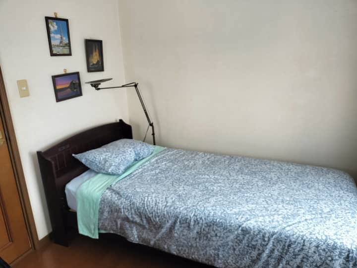 Cuarto Privado C/traslado Ap - Narita