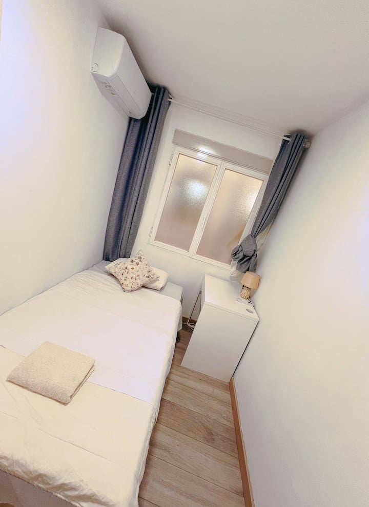 Habitación Centro Madrid D - Madrid