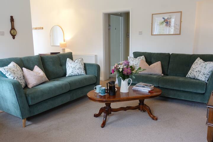 Charming Three Bed Derbyshire Countryside Retreat - Derby