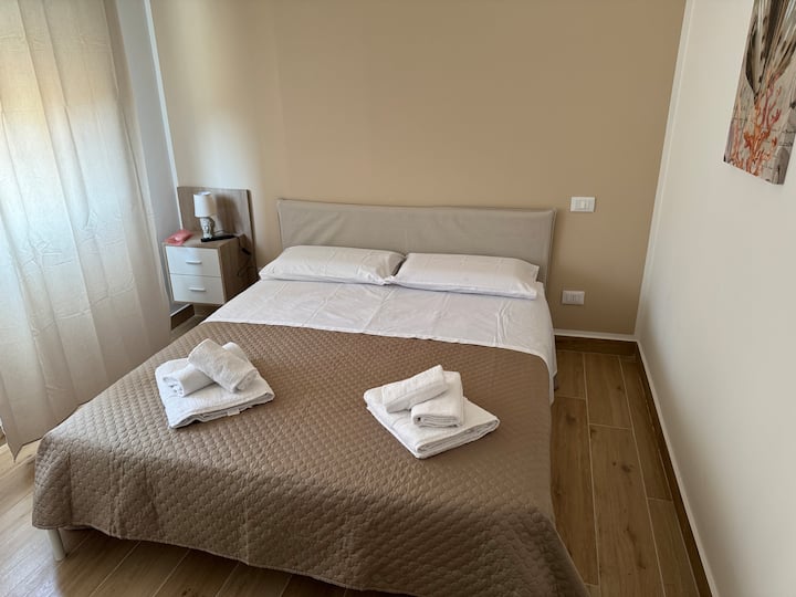 Camera Con Bagno E Cucina Condiv - Termini Imerese