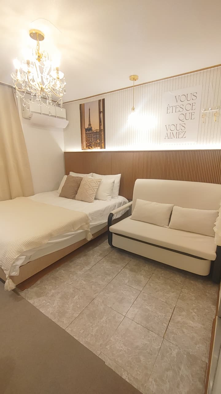 【바닐라캔디】도보할인/리뷰이벤트/늦은퇴실/마사지/무료주차/앤틱무드/웰컴티스낵/비지니스출장 - Seoul