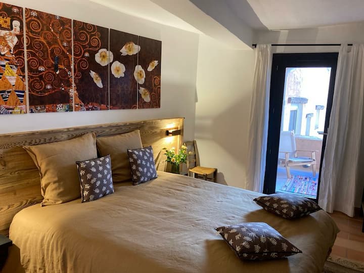 La Maison Des Oulies - Chambre Arbre De Vie - Mont Ventoux