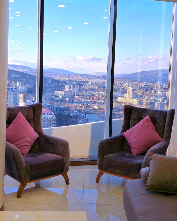 Luxury And Modern #200b Overlooking Downtown - Tbilisi