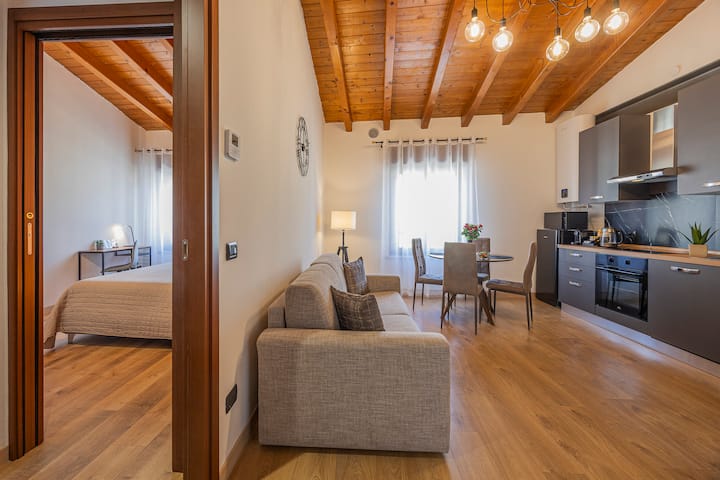 Prestige Apartments- Rustic Elegance - Verona
