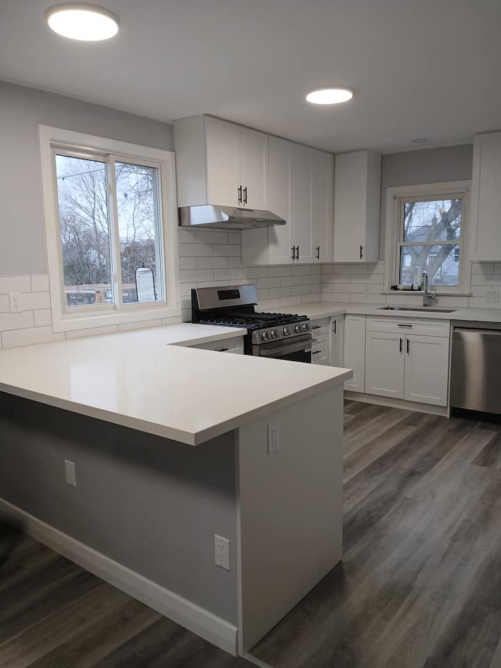 Bright And Stylish 3 Bedroom - London