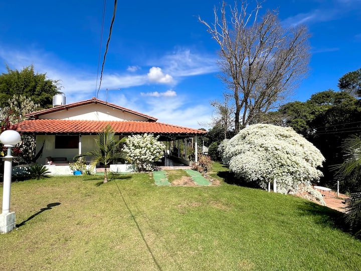 Chácara Aconchegante Vista Linda Com Roupa De Cama - Socorro, Brazil