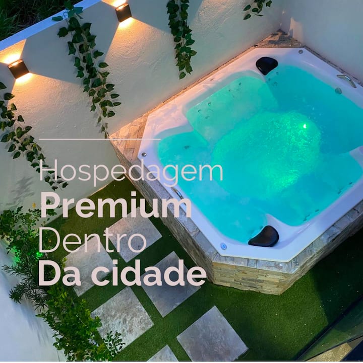 Loft Araras Com Jacuzzi  / Dentro Da Cidade - Pirenópolis