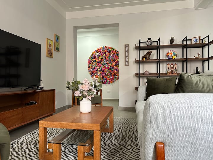 Spacious 1st Floor Apartment In Miraflores - Peru