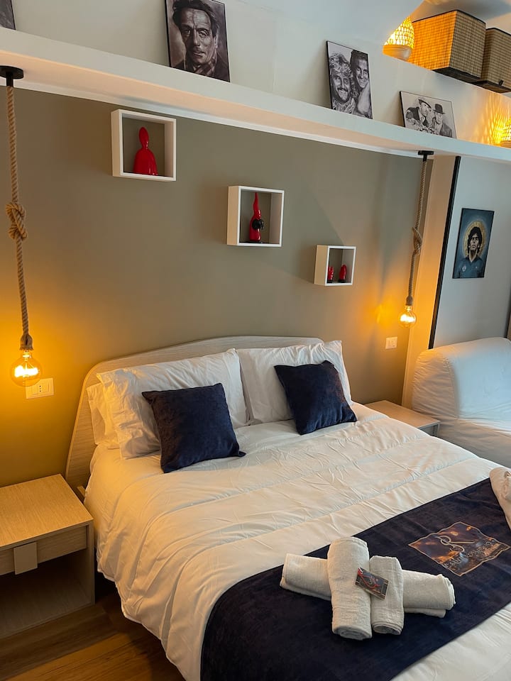 Santarosahouse - Naples, Italie