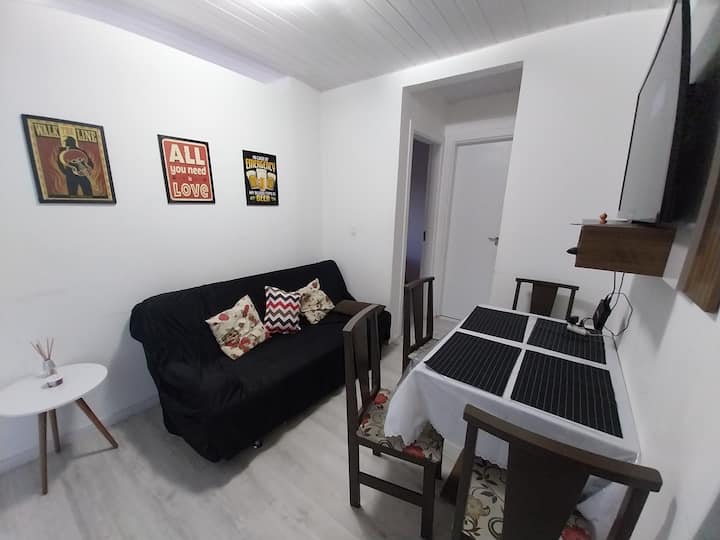 Para 5 Pessoas Perto Da Praia - Balneario Camboriú