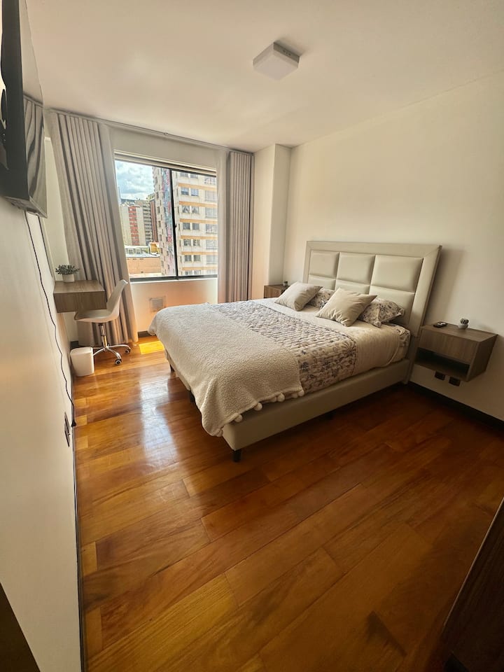 Excelente Ubicación , A Pasos De La Plaza Avaroa. - La Paz