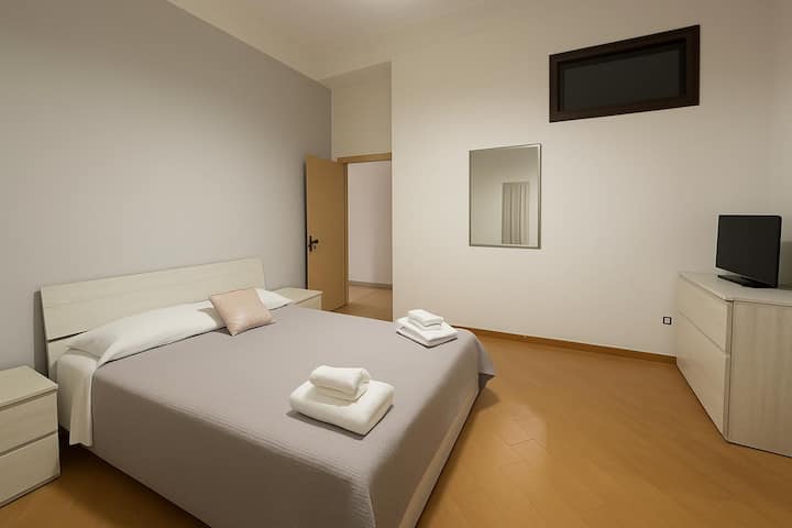 House By The Station - Close To Oplontis Ruins - Torre Annunziata