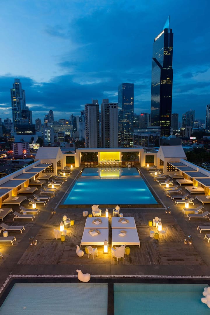 Amplío Apartamento Frente Al Mar - Panama