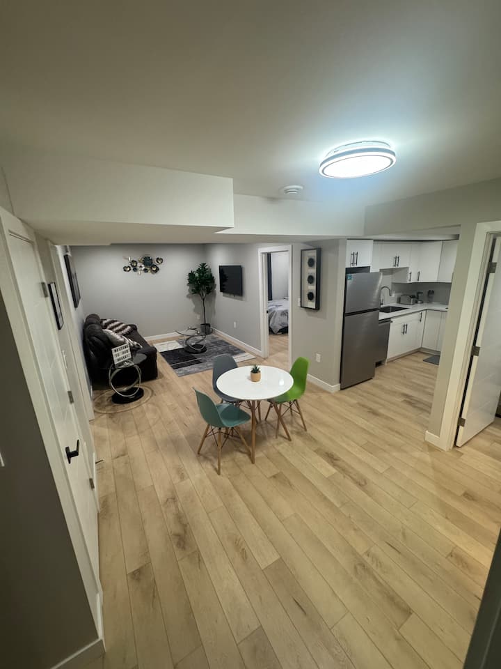 Cozy 1br Suite At Winnipeg South - Winnipeg